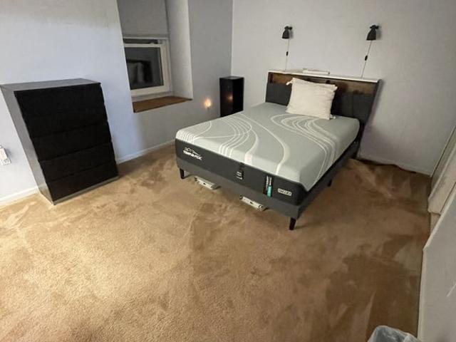 Private bedroom in shared townhouse