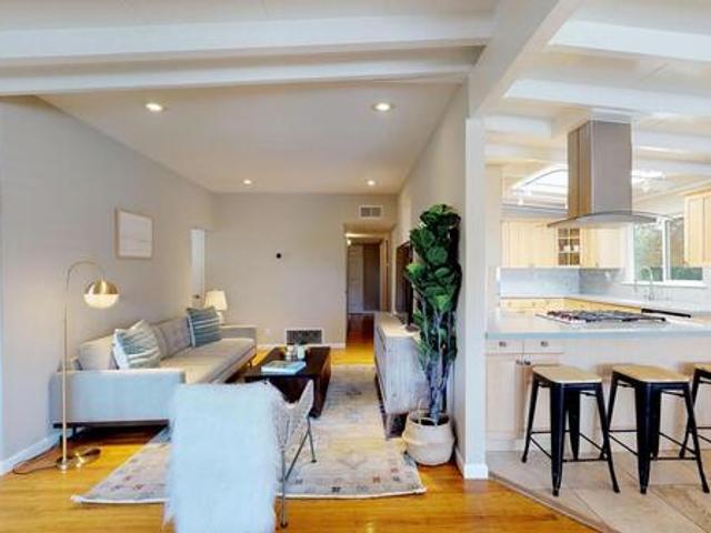 Private Bedroom in Spacious Mountain View Home Near Googleplex