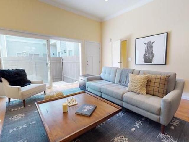 Private Bedroom in Stylish North Redondo Beach Townhome With Lovely Yard