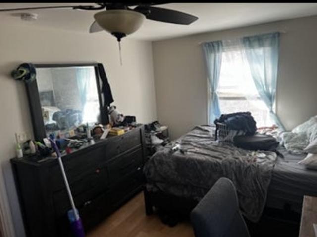 Private bedroom, located in private home