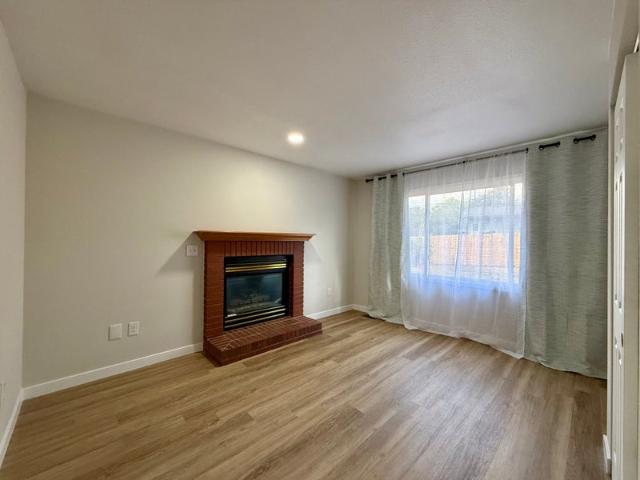 Private Bedroom! Month_to_Month Lease! Newly Reno