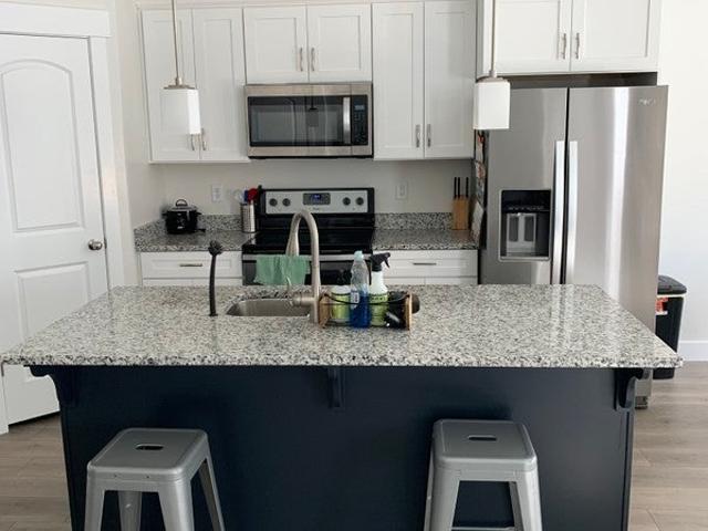 Private Bedroom Male Only in Lehi Townhome!