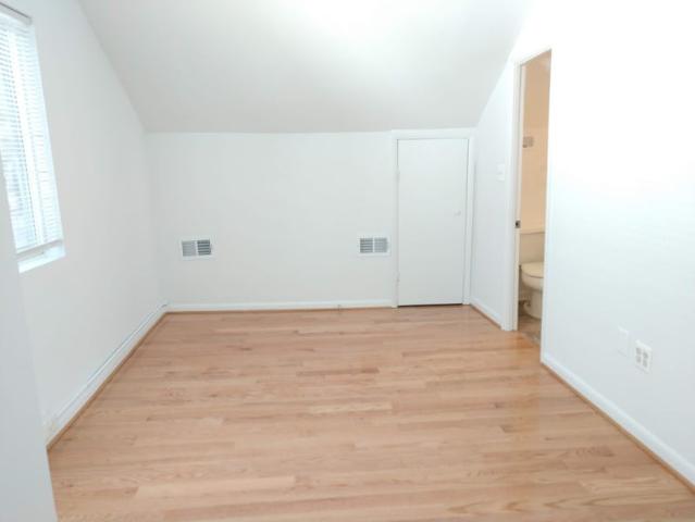 Private Bedroom  Near Metro  Group House  $935