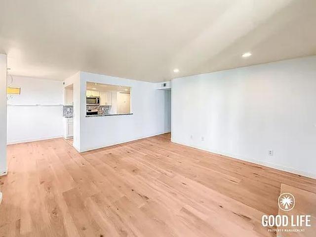 Private Bedroom & Private Bathroom for Rent 92129