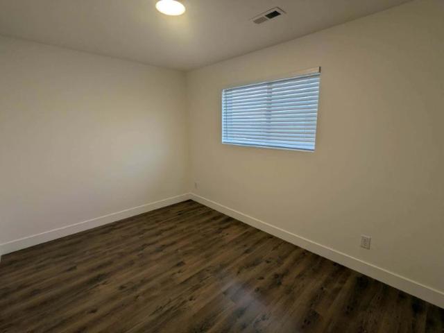 Private Bedroom_Private Half Bath_Female lease