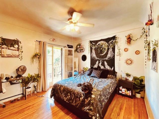 Private Bedroom w/ Balcony in Townhouse
