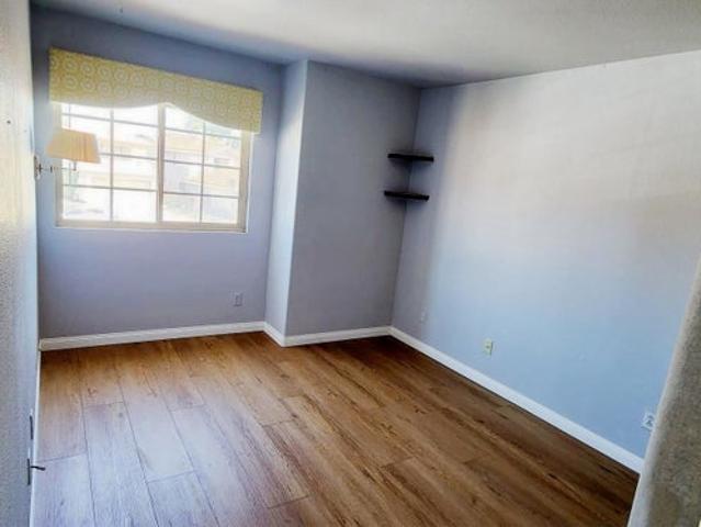 Private Bedroom w/ Shared Bath in SFR in MiraMesa