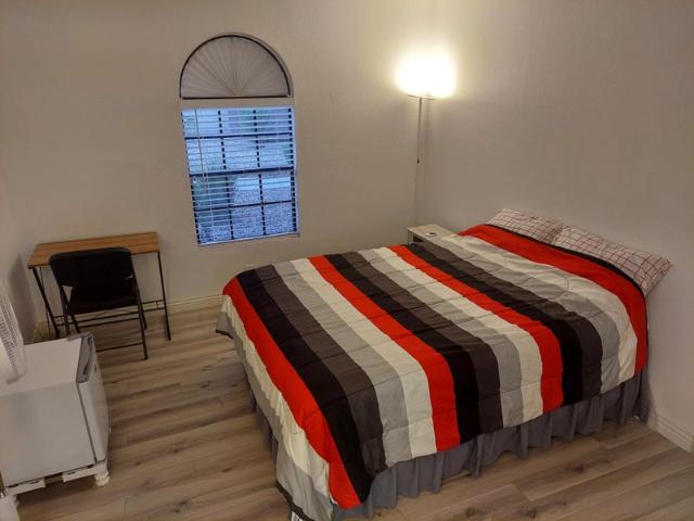 Private bedroom/bath for Student