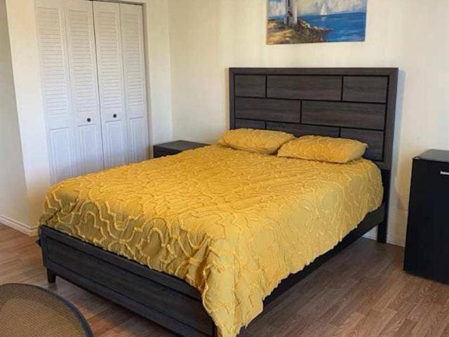 Private bedroom/bathroom