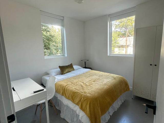 Private Cozy Room at Downtown Austin