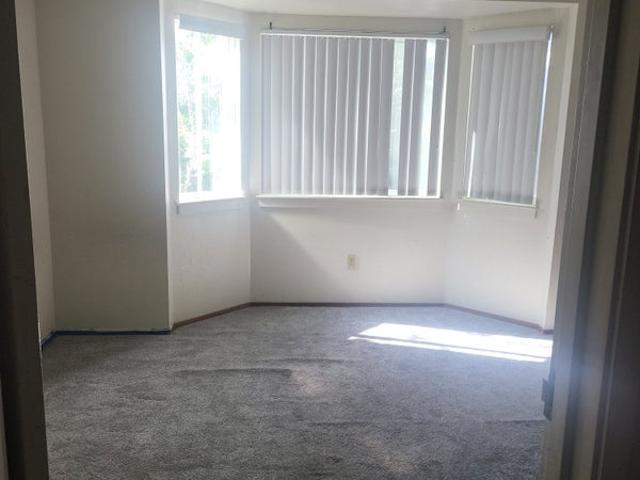 ​Private Downstairs Room in Hayward – Walking Dist