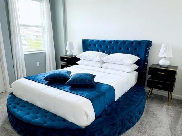 Private Ensuite Bathrooms | Gym| Modern Room in Ki