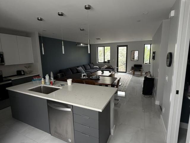 Private FTL bedroom/bathroom/closet