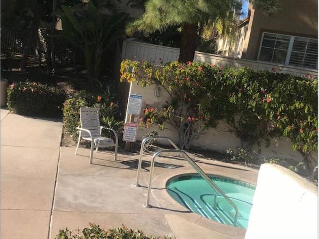 Private fully furnished bed & bath