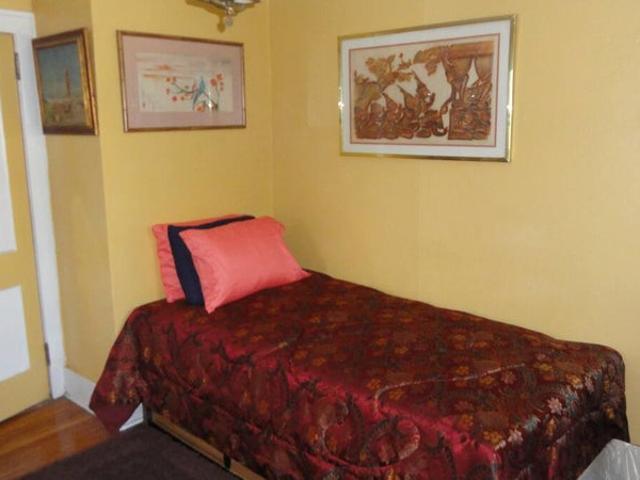 Private Furnished bedrrom/ shared bathroom