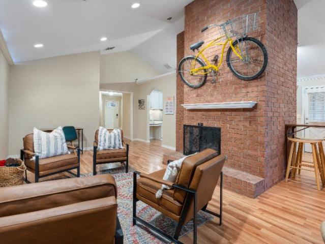 Private Furnished Co_living Room for rent