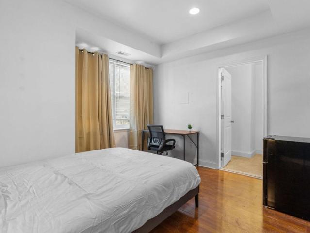 Private Furnished CoLiving in North Philly | Sm