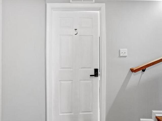 Private Furnished CoLiving in North Philly | Smart TV • Mini‑Fridge • Washer/Dryer