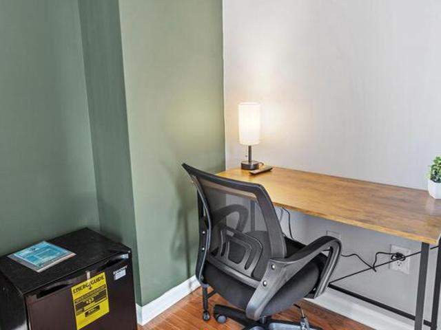 Private Furnished CoLiving in North Philly | Smart TV • Mini‑Fridge • Washer/Dryer