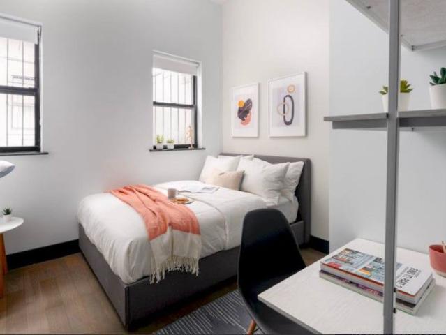 private furnished room for studying or doing work!