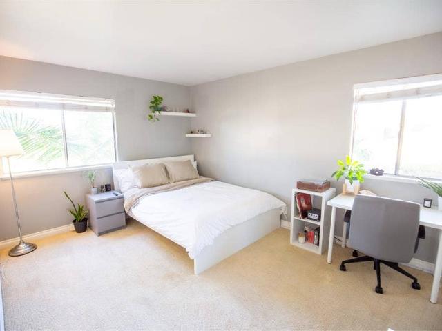 Private Furnished room in Orange!