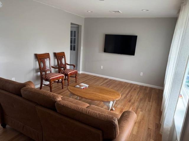 Private Furnished Room in Heart of Mechanicsburg