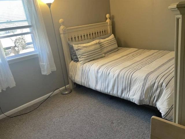 Private Furnished Room
