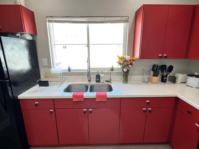 PRIVATE FURNISHED ROOM – $795/MONTH