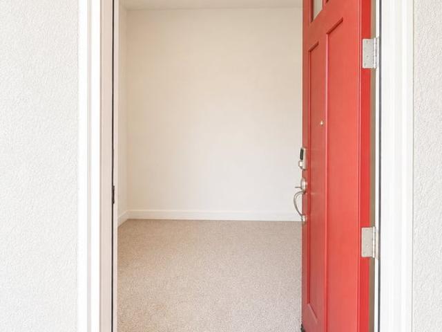Private In_Law Style Suite for Rent_Roseville Wes