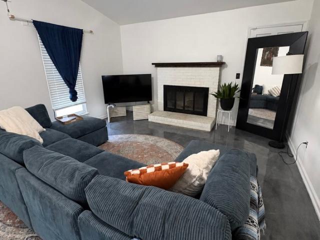 Private landlord, 1 bedroom available