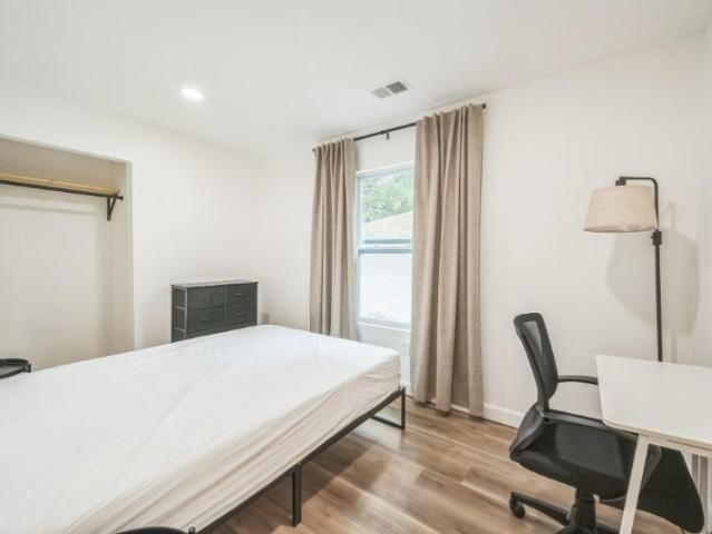 Private Queen Rooms • Work Desk • All Utilities I