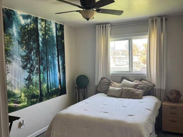 PRIVATE ROOM