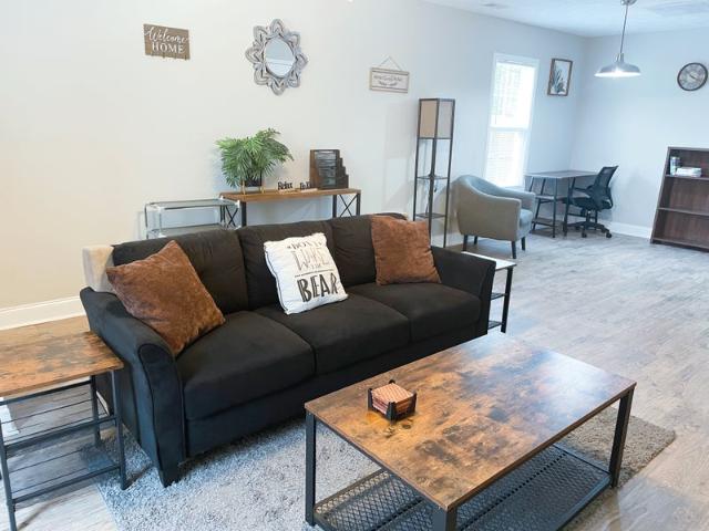 Private Room Close to Ft. Bragg & CFV Hospital