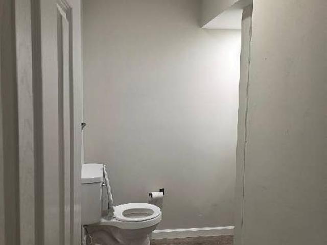 Private room and bathroom. New