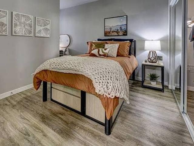 PRIVATE ROOM AND BATHROOM EAST LA