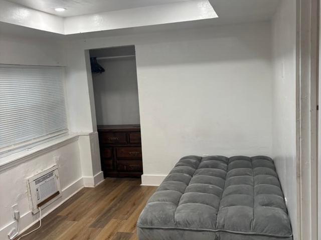 PRIVATE ROOM AND BATHROOM FOR RENT FURNISHED