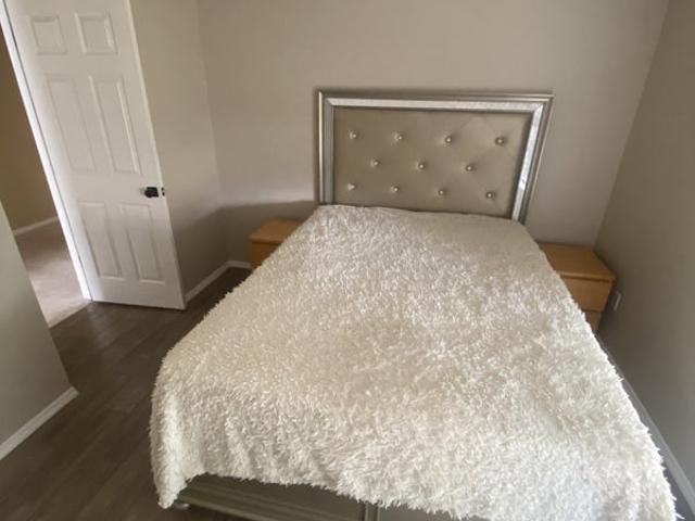 Private room and bathroom for rent