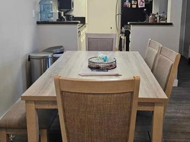 Private room and bathroom in 2 bed 2 bath apt