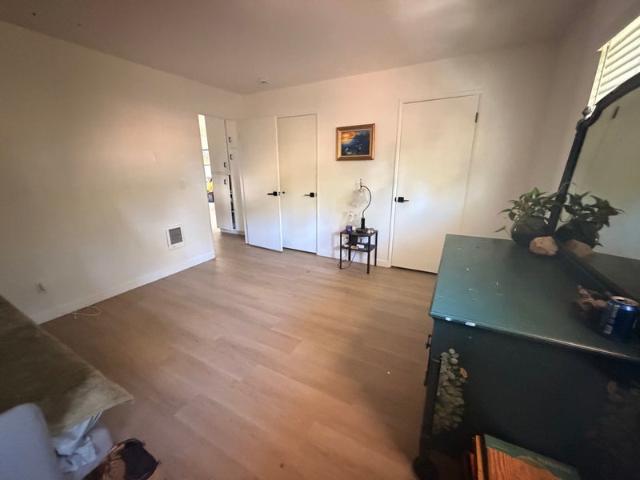 Private room and bathroom