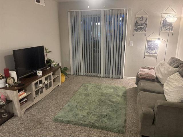Private room and shared bathroom