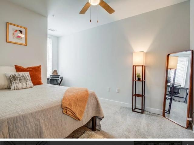 Private Room at West Edge