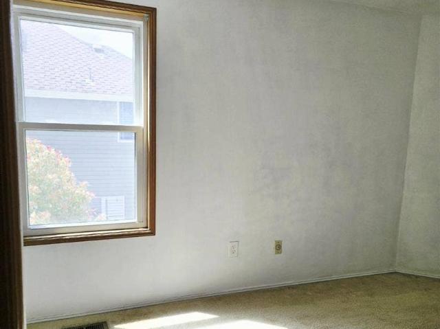 Private Room Available Now!