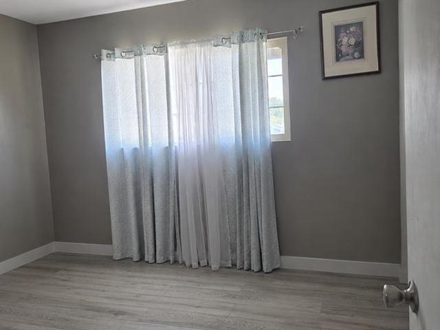 Private room available for rent — $1,000