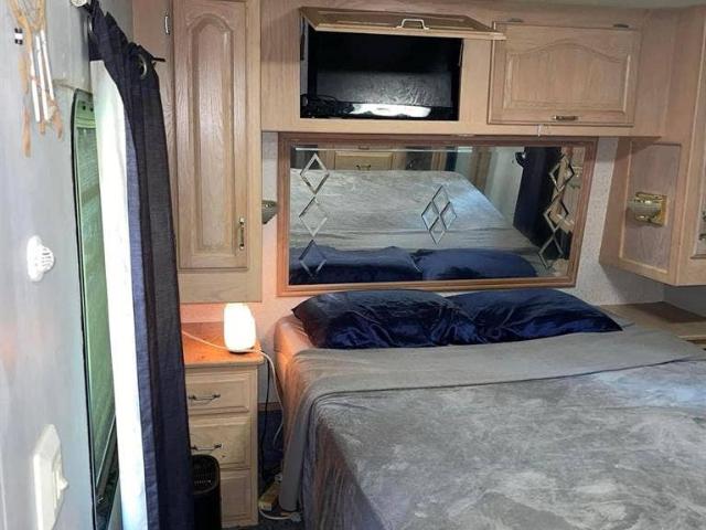 Private room available ladies only