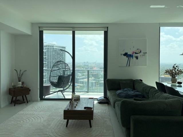 Private Room + Bath in Edgewater Furnished