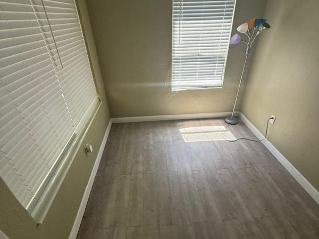 Private Room & Bath in Perfect Edgewater Location