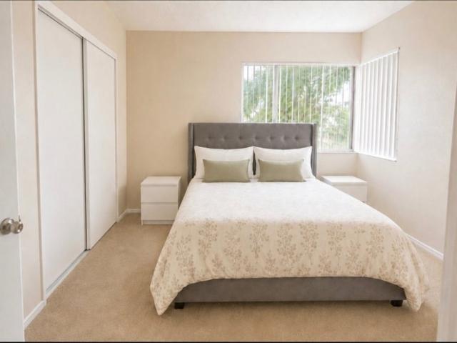 Private Room & Bath in Quiet Covina Apartment