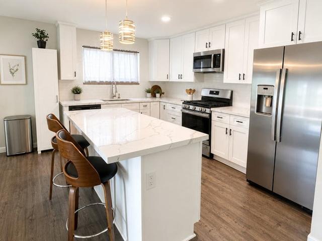 Private Room + Bath in Remodeled La Mesa Home