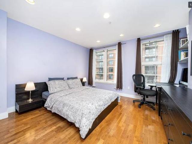 Private Room & Bath in Spacious 2BR Apartment