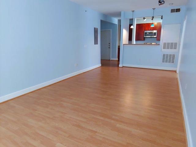 Private room,bathroom & closet in 4 Bed Bath Condo